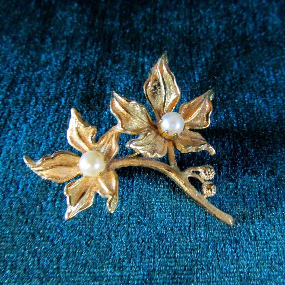 1950s Vintage Pearl And Gold Brooch Pin Brooks Signed - Gem